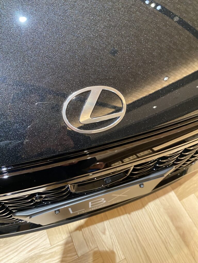 レクサスが LEXUS Spots Concept を出展